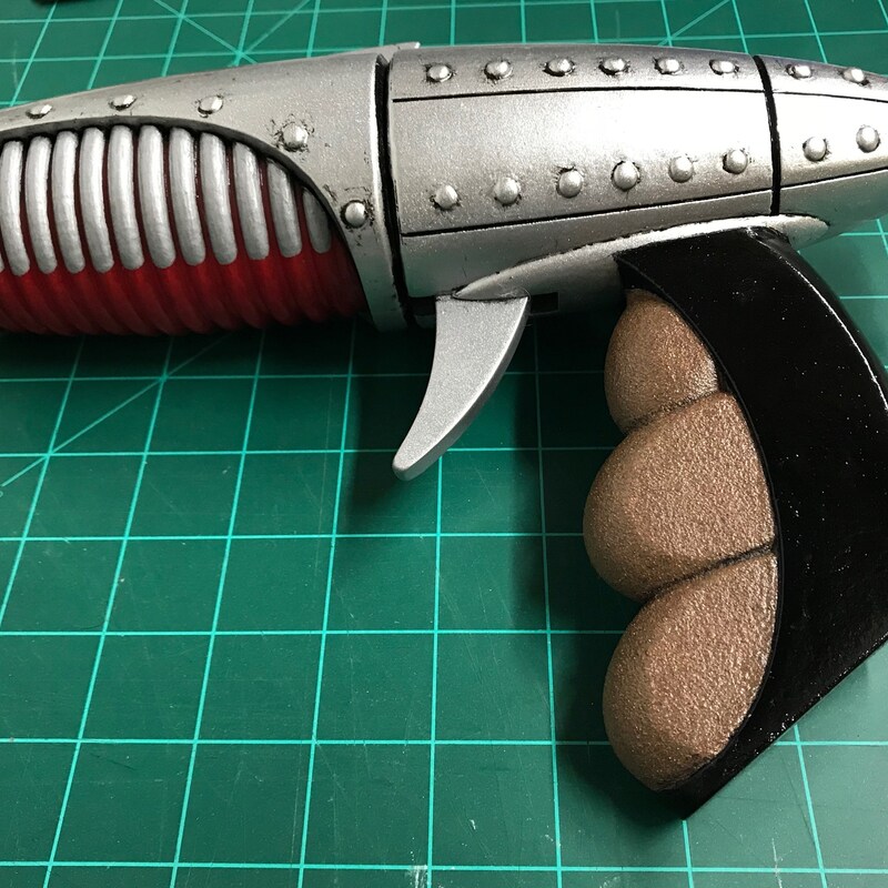 Call of Duty Raygun Prop - Etsy