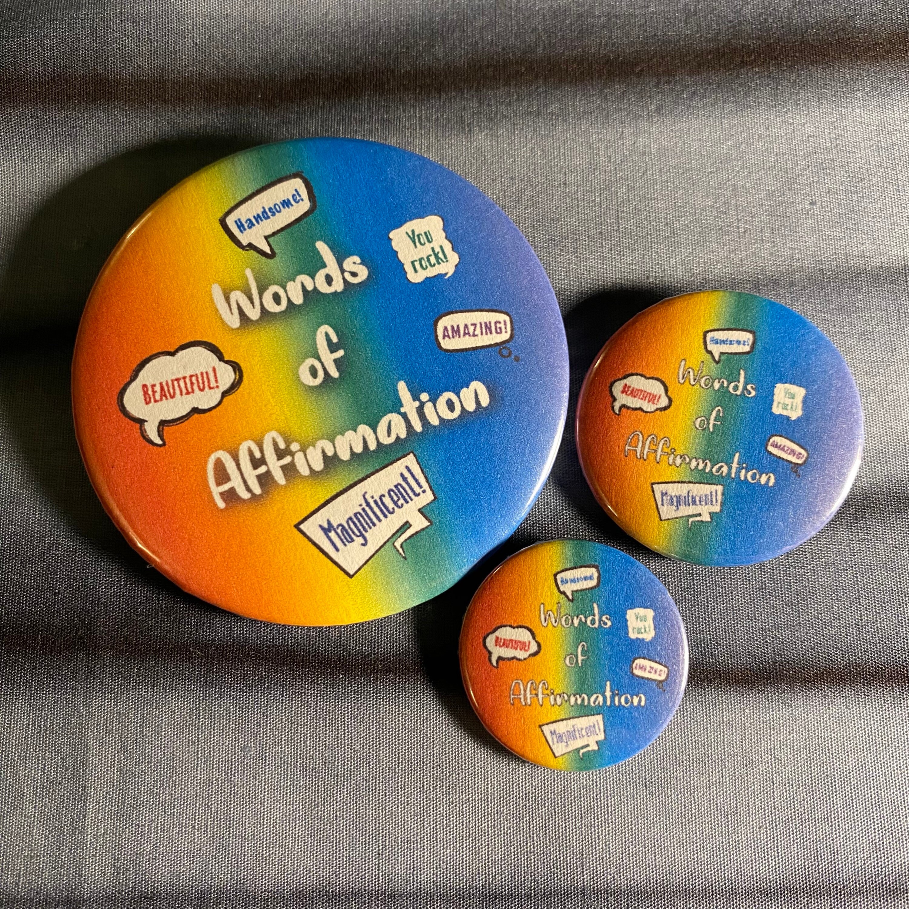 5 Love Languages Button Pins - Etsy