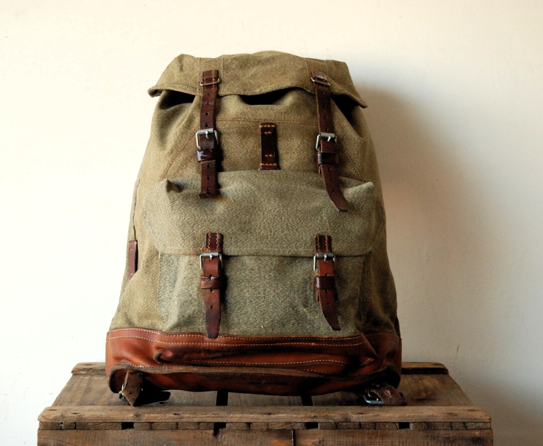 Swiss Army Backpack - Rucksack Salt and Pepper - Vintage Manbag - Etsy