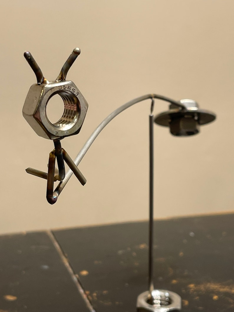 Limited Edition: Alien Spinning Sculpture - Etsy