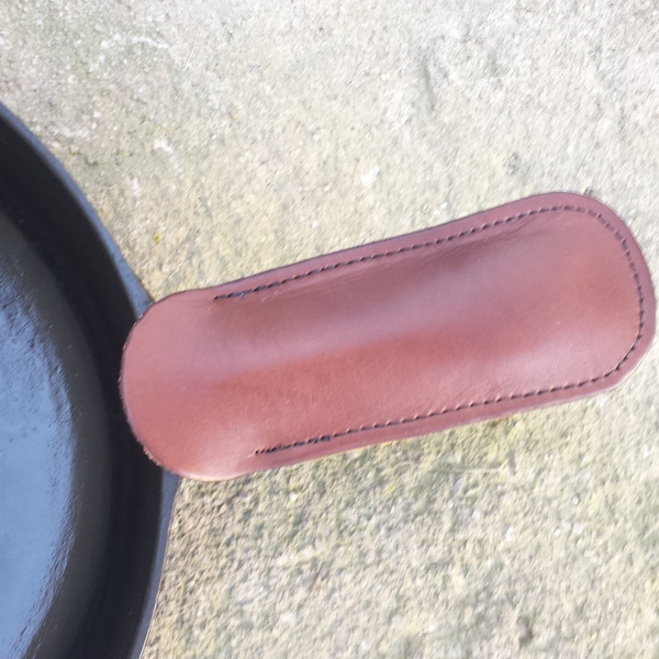 Cast Iron Skillet Holder - Etsy