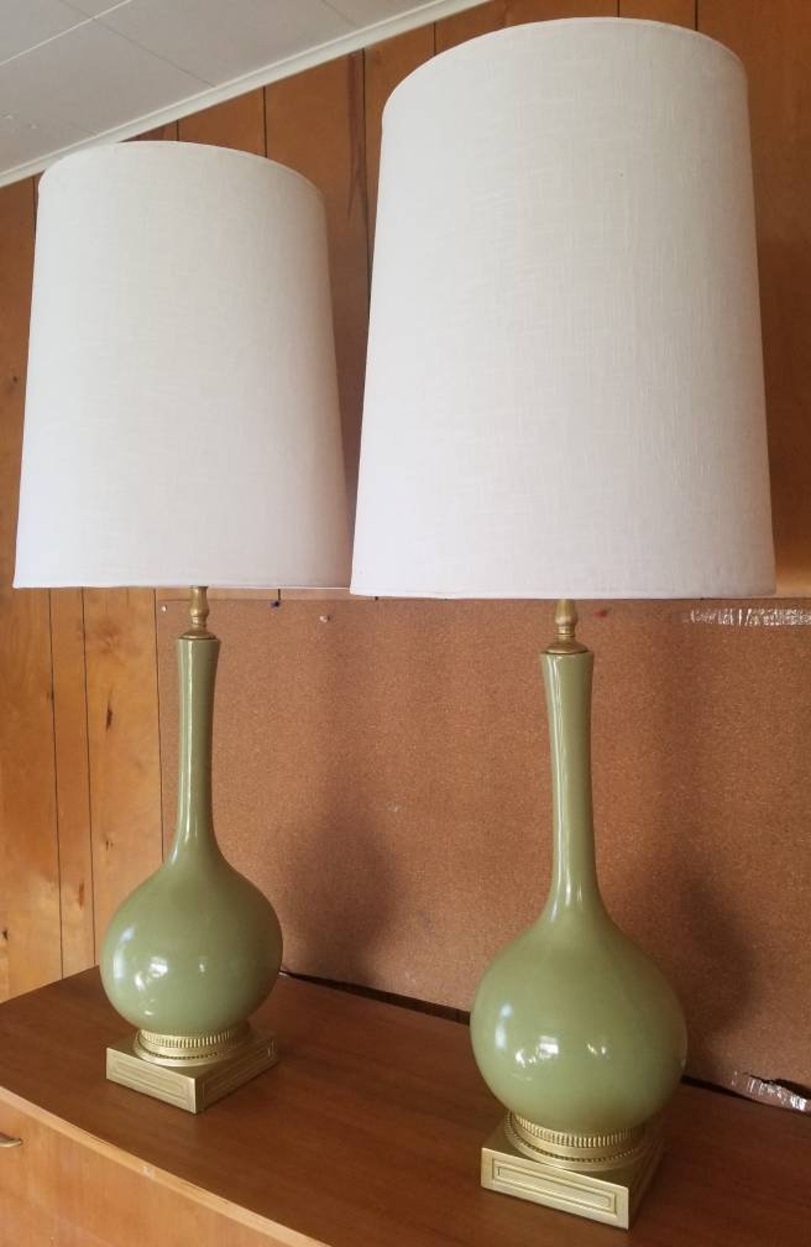 Mid Century Modern Set of Olive Green Lamps Avocado Green Table Lamps ...
