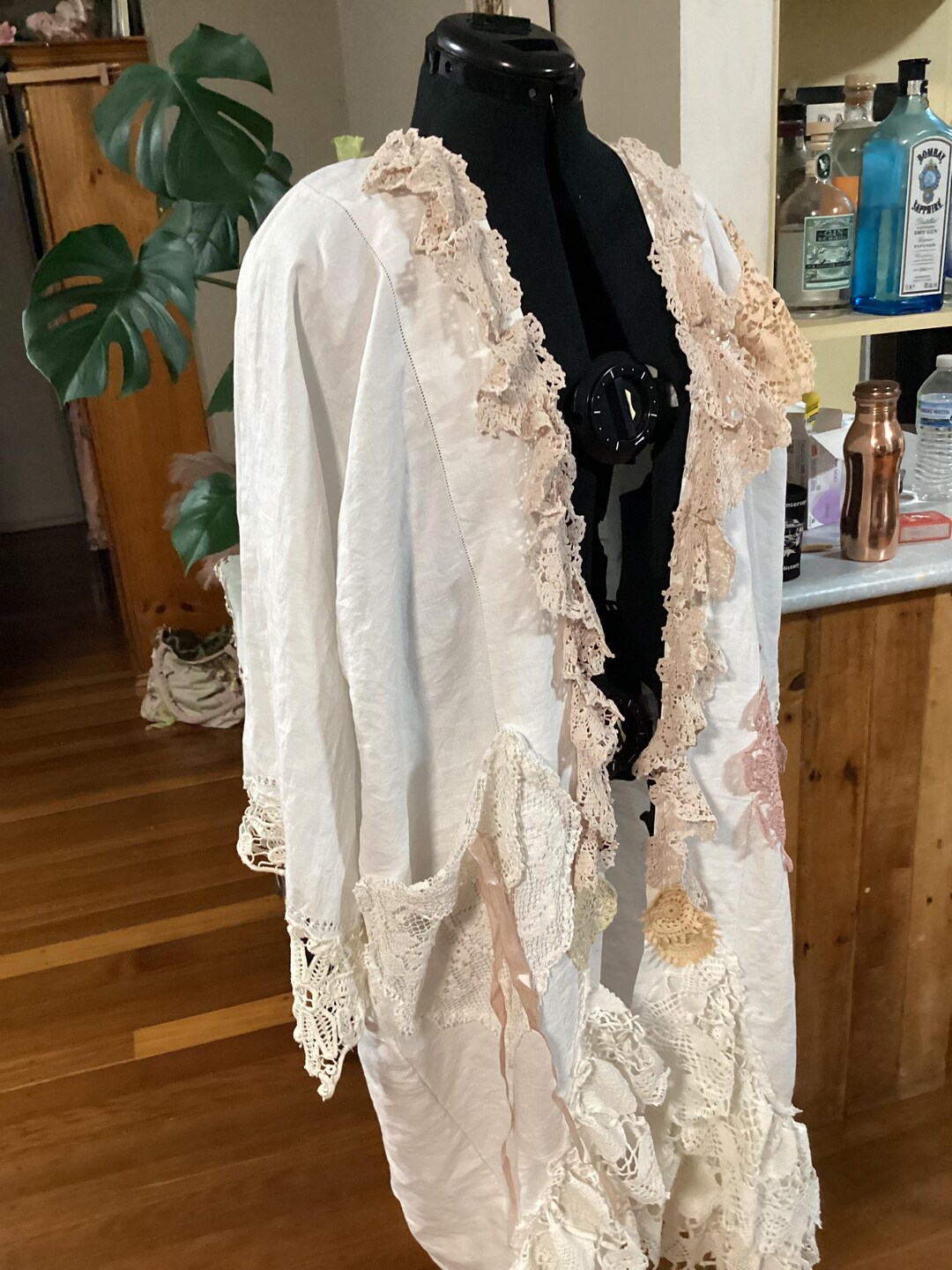 Gorgeous White Linen Duster, Magnolia Rose , up to 56” Bust, Free ...