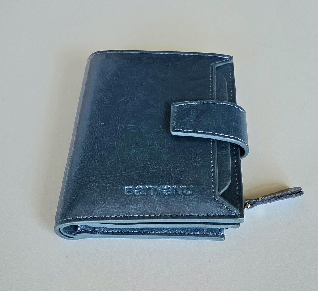 Genuine Leather Banyanu Wallet in Teal - Etsy