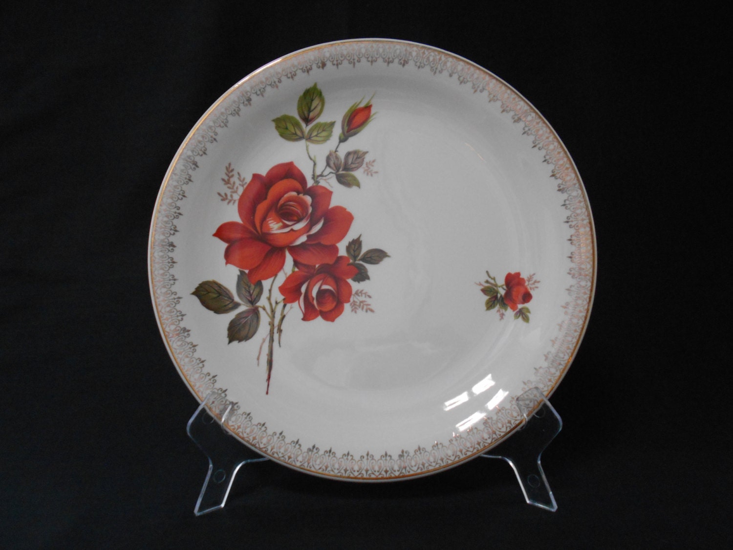 Plates Home & Living Kitchen & Dining Vintage Wood & Sons Ironstone ...