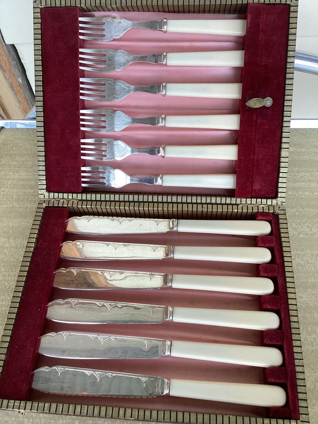 Vintage Bone Handle Fish Knives and Forks Set of Six 1950's 00631 - Etsy