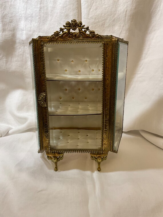 Jewelry cabinet - Gem
