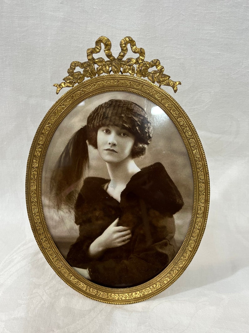 Beautiful French Bronze Oval Frame - Etsy