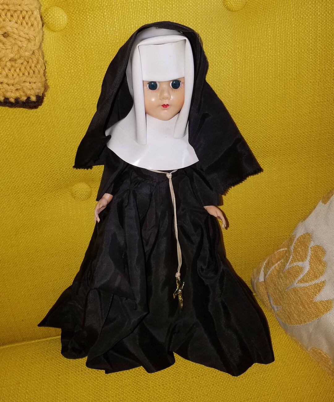 Vintage 60's Hard Plastic Walker Nun Doll W Pretty Blue Sleep Eyes Orig ...