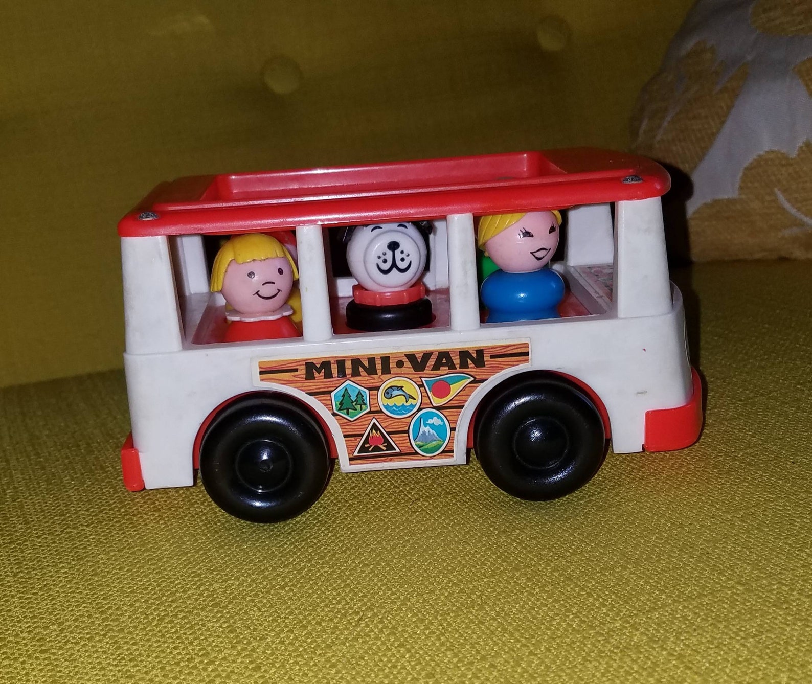 Vintage 1969 Fisher Price Little People Dolls W Puppy Dog Mini Van Bus ...