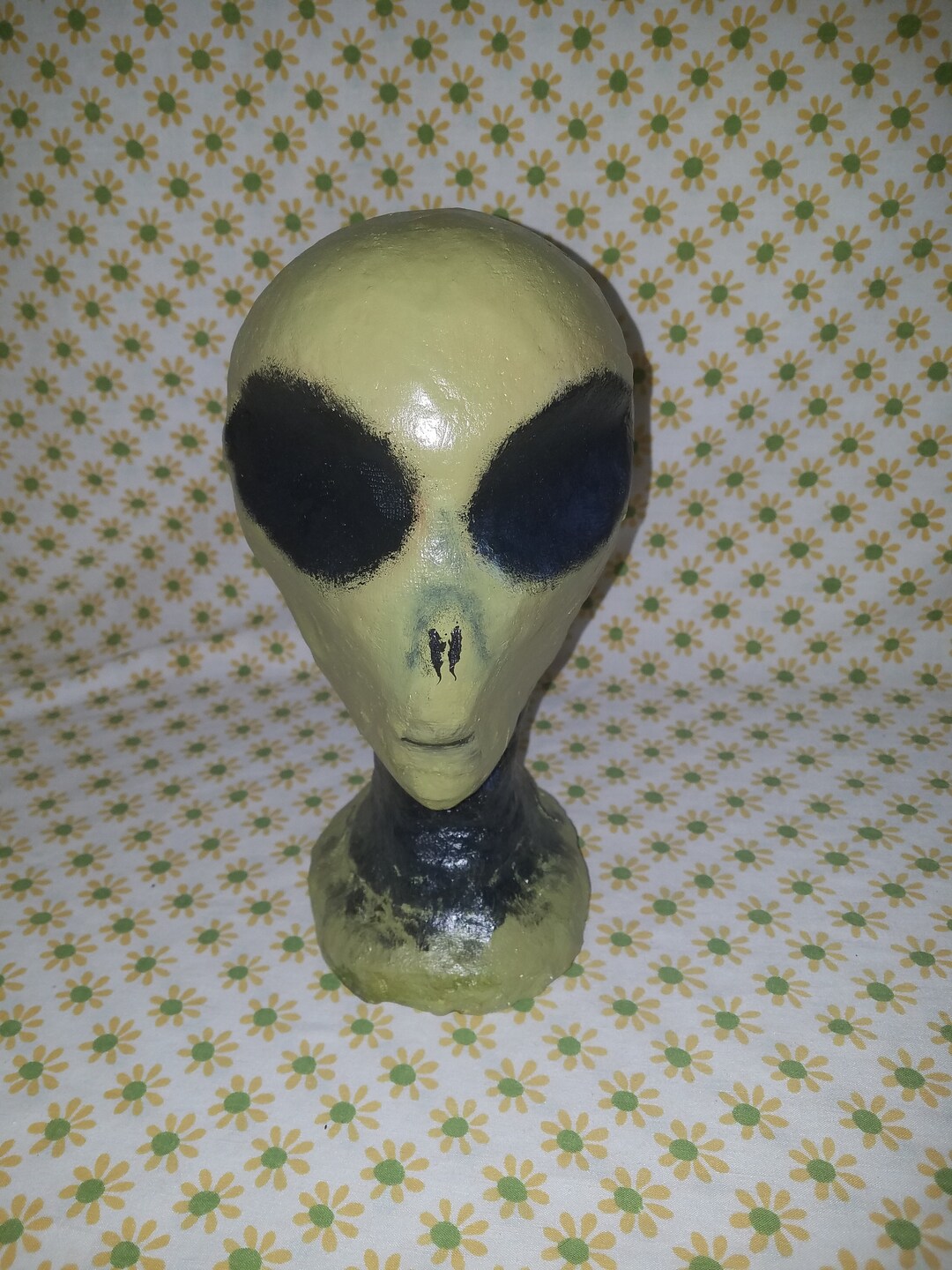 Fabulous Custom Styrofoam Outer Space Alien Big Eyes Mannequin Head ...