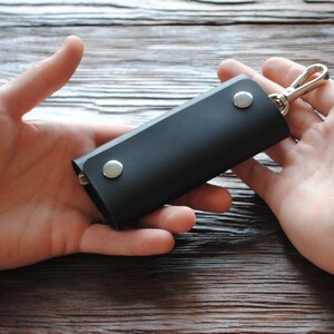 Handmade Leather Keychain. Personalized Leather Key Holder. Leather Key ...