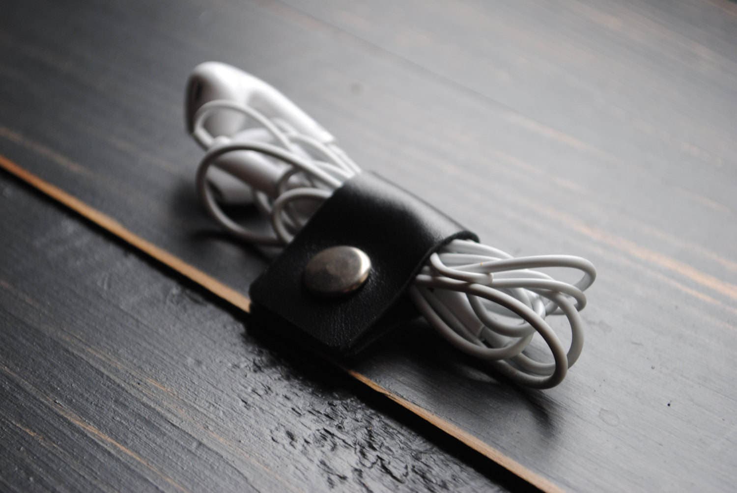 Leather Cable Organizer, Earphone Wire Organizer, Earpiece Holder ...