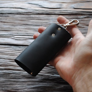 Handmade Leather Keychain. Personalized Leather Key Holder. Leather Key ...