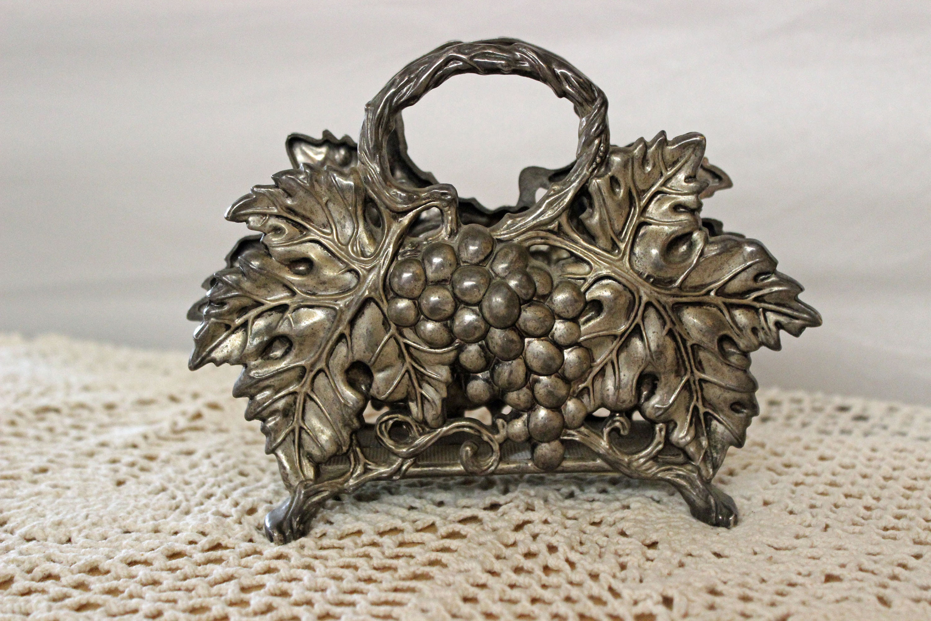 Godinger Silver Napkin Holder 1994 Large Grape Bunch Leaves Vine Top Handles 4 Footed Felted Bottom 7l X 3w X 5d Excellent Vintage Etsy
