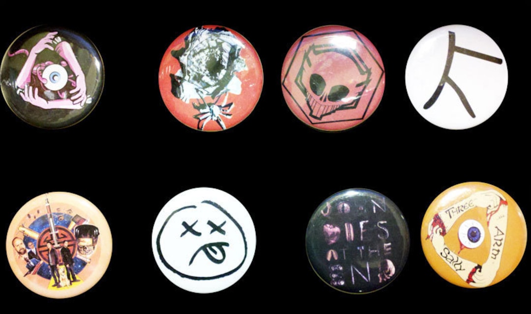 John Dies at the End Set of Buttons, Magnets, or Keychains - Etsy