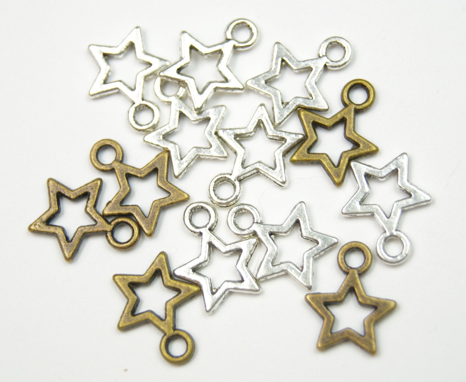 Star Outline Charm Pack of 10 - Etsy