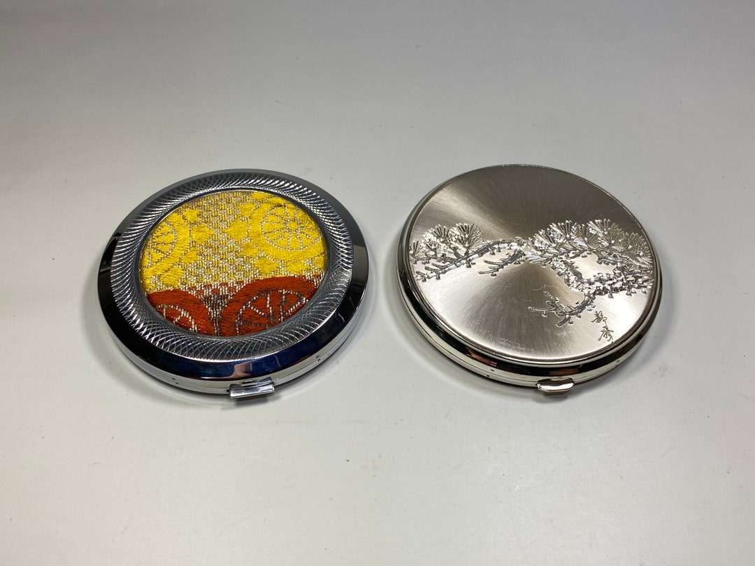 Japanese Vintage Makeup Compact Mirrors 2 Sets - Etsy