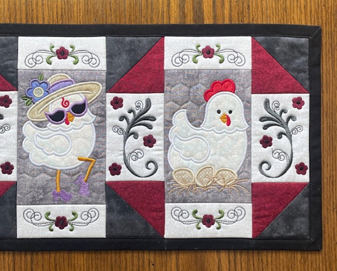 Chicken Table Runner, Country Table Runner, Chicks, Kitchen Decor ...