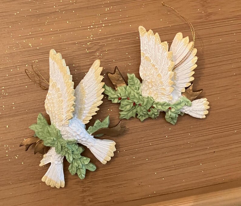 House of Lloyd Vintage Symbols of Peace Angel Ornaments, Set of Three ...