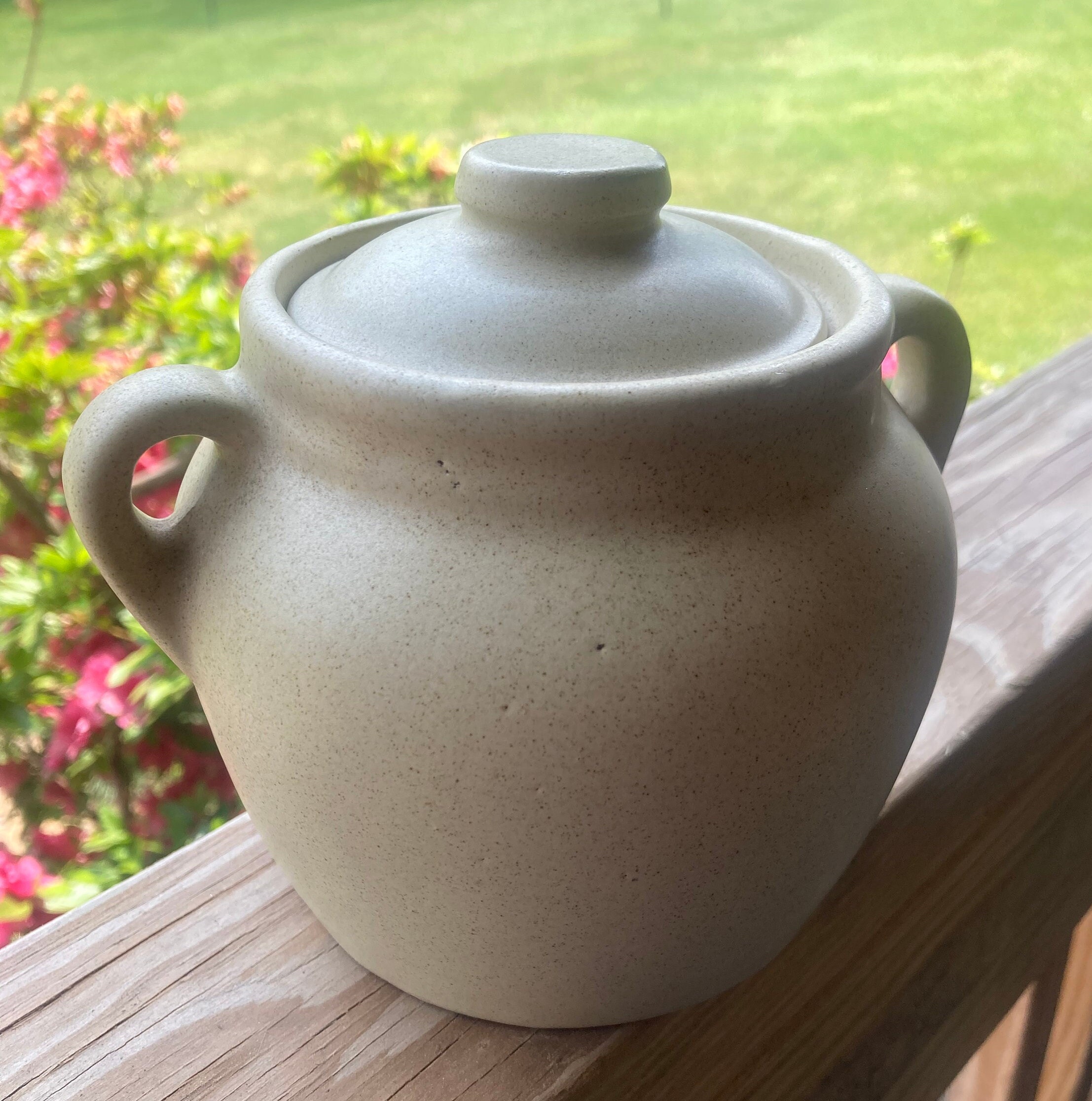 Western Stoneware Monmouth Vintage Lidded Bean Pot in Pale - Etsy