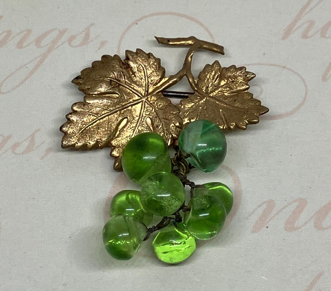 Victorian Antique 10K Gold Plated Green Glass Grape Bunch Brooch ...