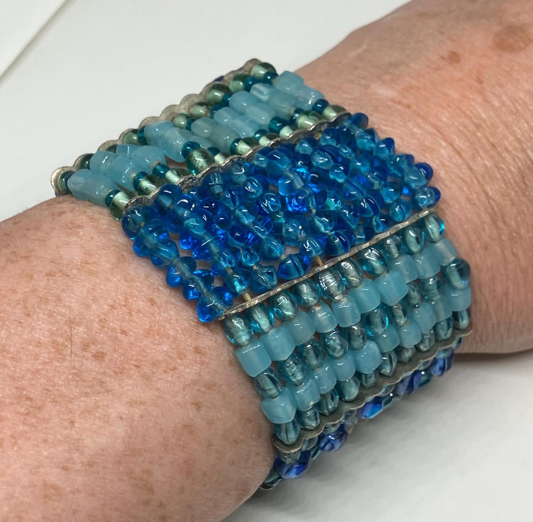 Vintage Silver Tone Shades of Blue Glass Beaded Stretch Bracelet; BOHO ...