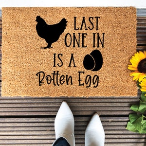 Last One in is A Rotten Egg SVG - Animal SVG - Chicken Silhouette SVG ...