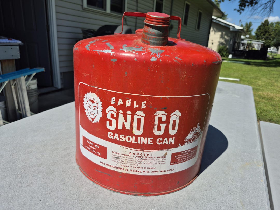 Vintage Eagle SNO GO 6 Gallon Snowmobile Metal Gas Can - Clean Inside ...