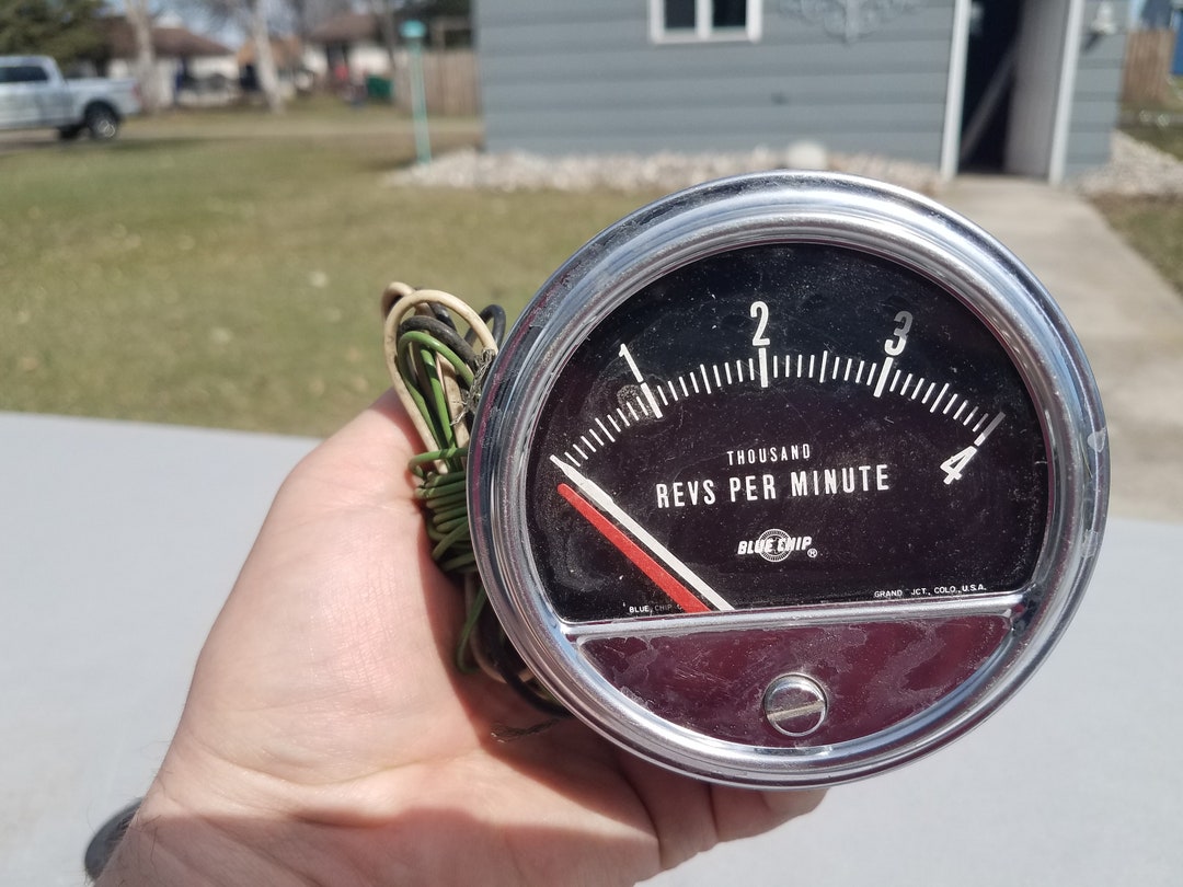 Vintage 3.75" Blue Chip Tachometer Gauge 4000 RPM NOS ? Marked B95 Hot ...