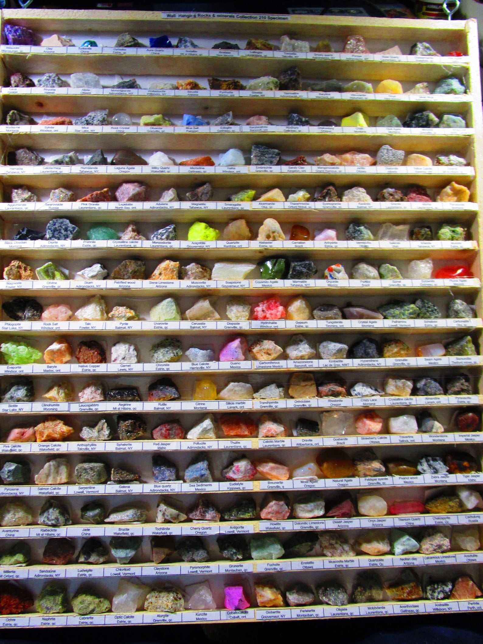 210 Wall Hanging Rocks & Crystals Collection 210 Pcs - Etsy