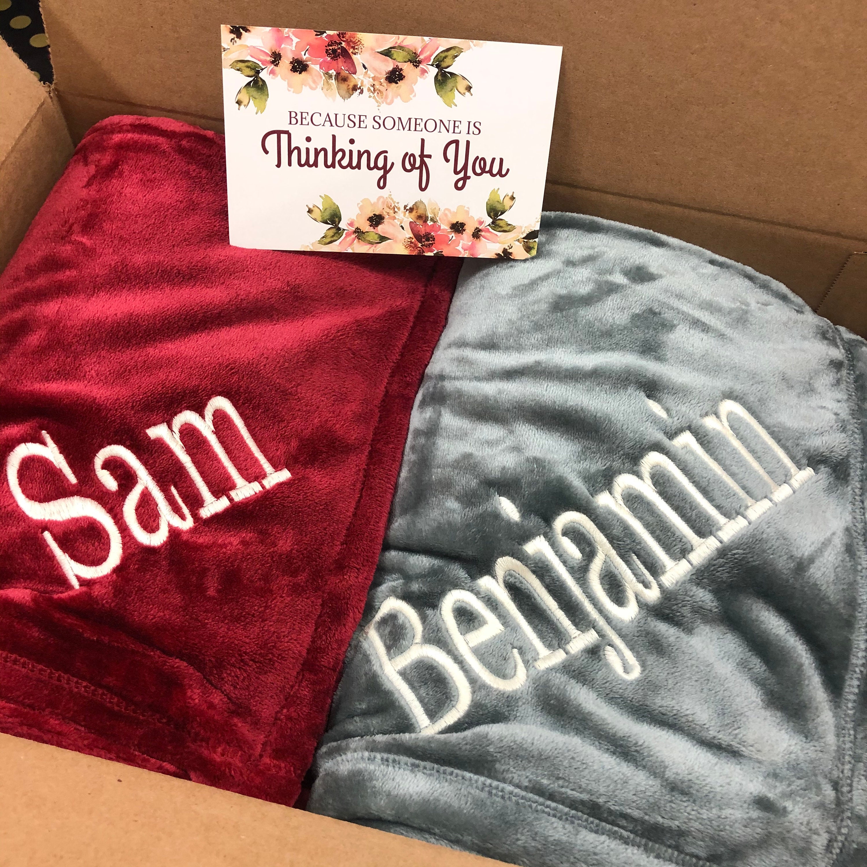 Personalized Custom Soft Blanket With SERIF BLOCK Name 9 - Etsy