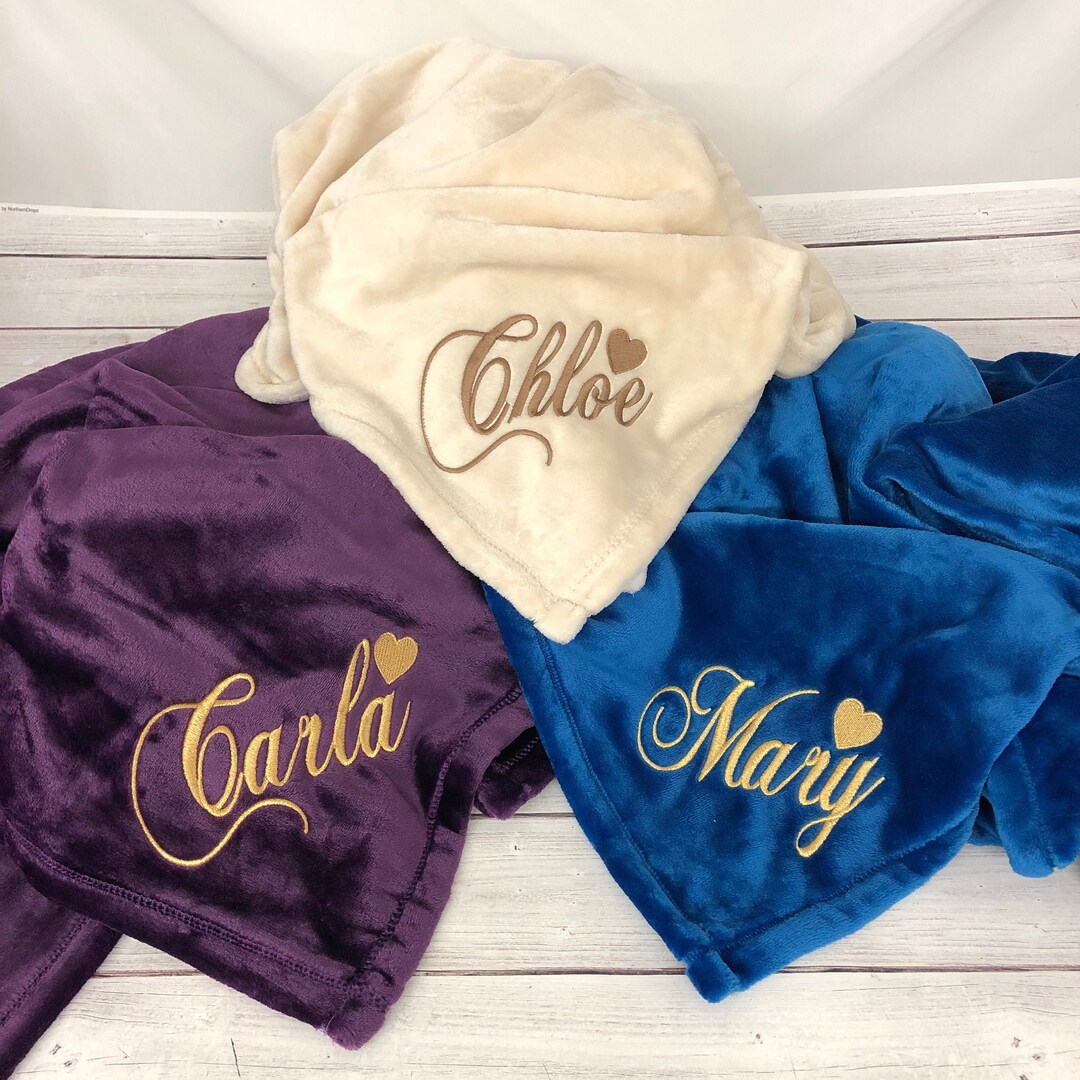 Personalized Custom Soft Blanket With SCRIPT Name & HEART - 8 Blanket ...