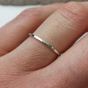 Solid 9ct Recycled Gold Square Profile Stacking / Wedding Ring - Etsy UK