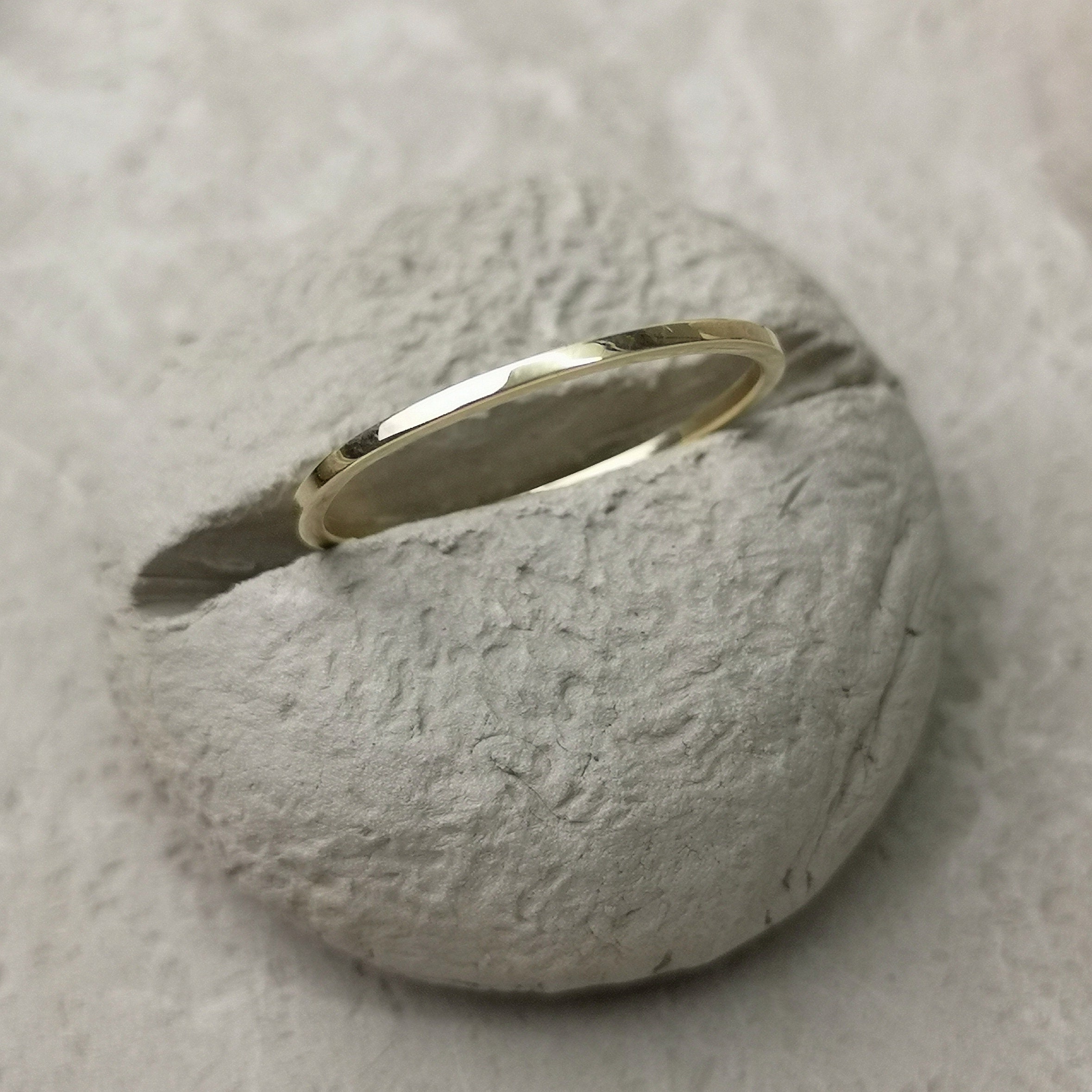 Solid 9ct Recycled Gold Square Profile Stacking Ring / Slim | Etsy