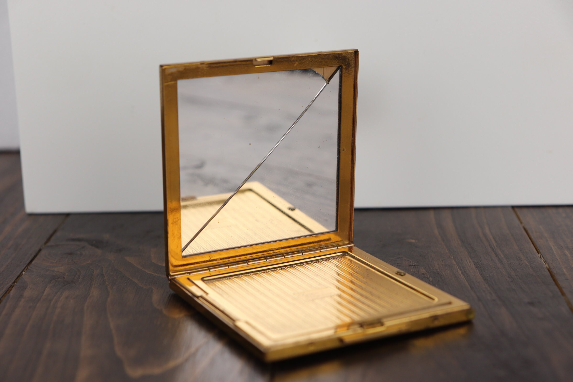 Vintage Brass Elgin American Compact - Etsy