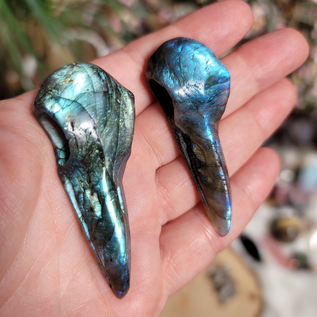 Labradorite Raven Skull Protection Carving Totem Blue Flash Spectrolite ...