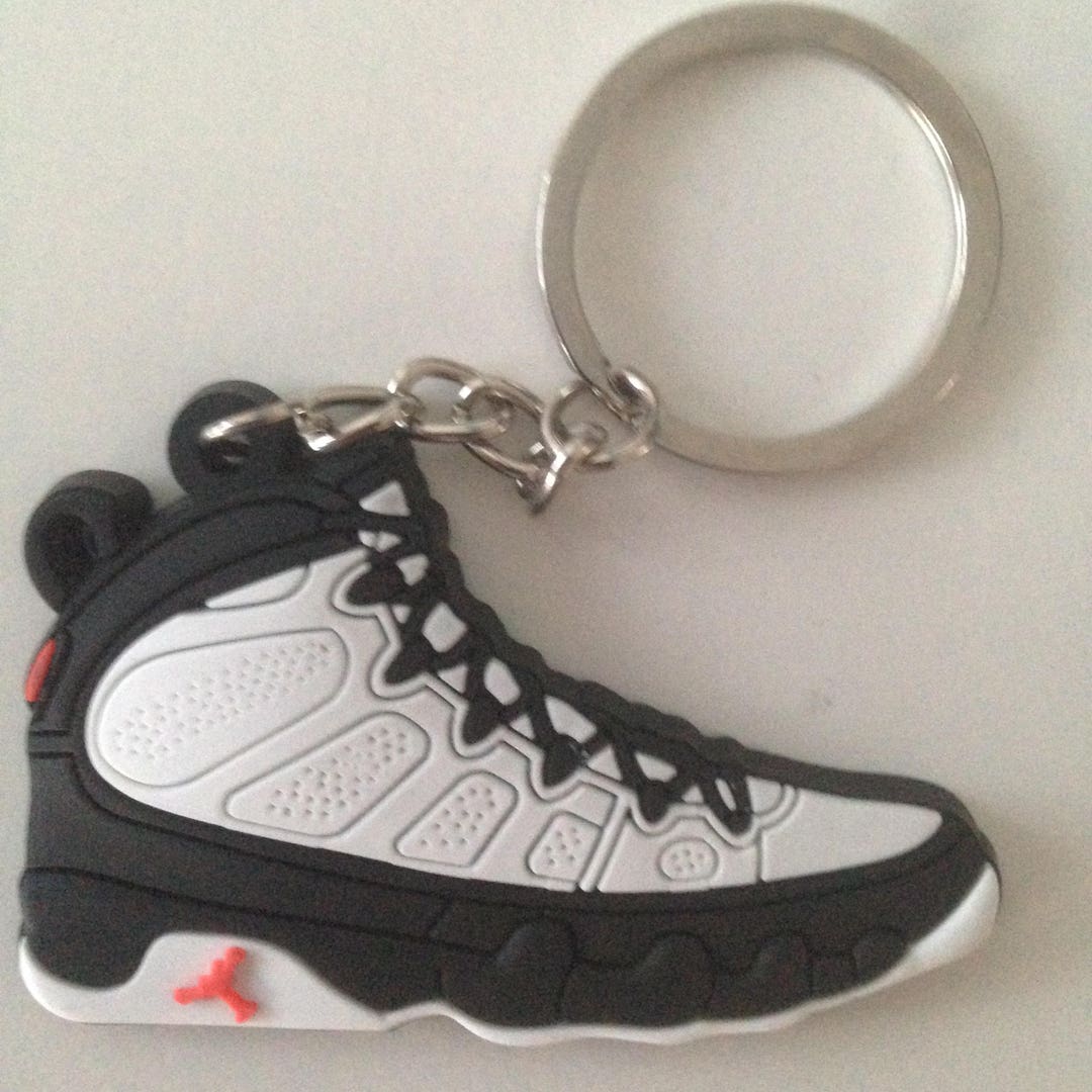 Jordan Schlüsselanhänger 9 IX Space Jam Keychain - Etsy