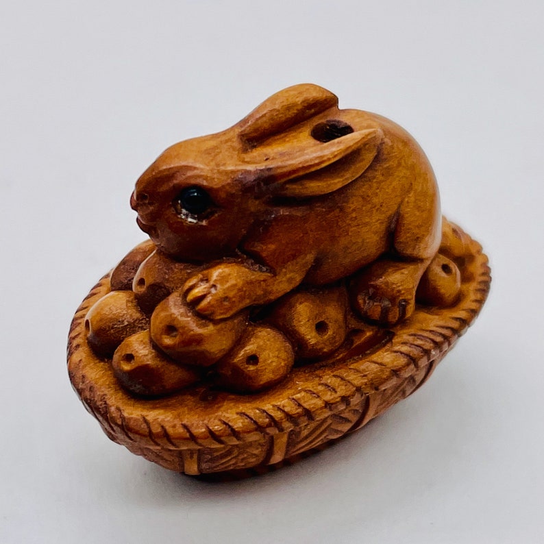 Hoppity Hop Carved Bunny Rabbit Boxwood Ojime/netsuke Bead - Etsy