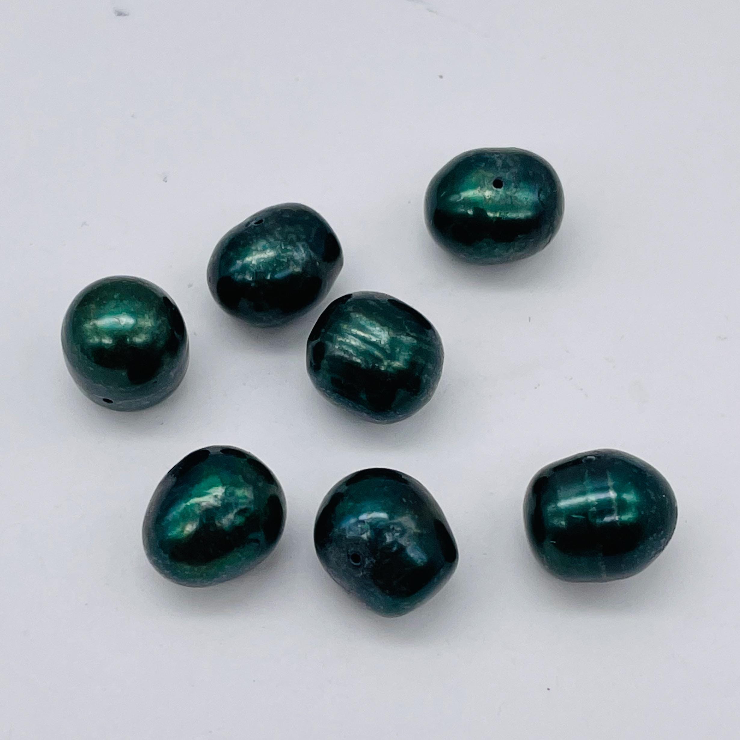 7 Deep Emerald Green Freshwater Pearls: Shimmering Jewelry Beads - Etsy