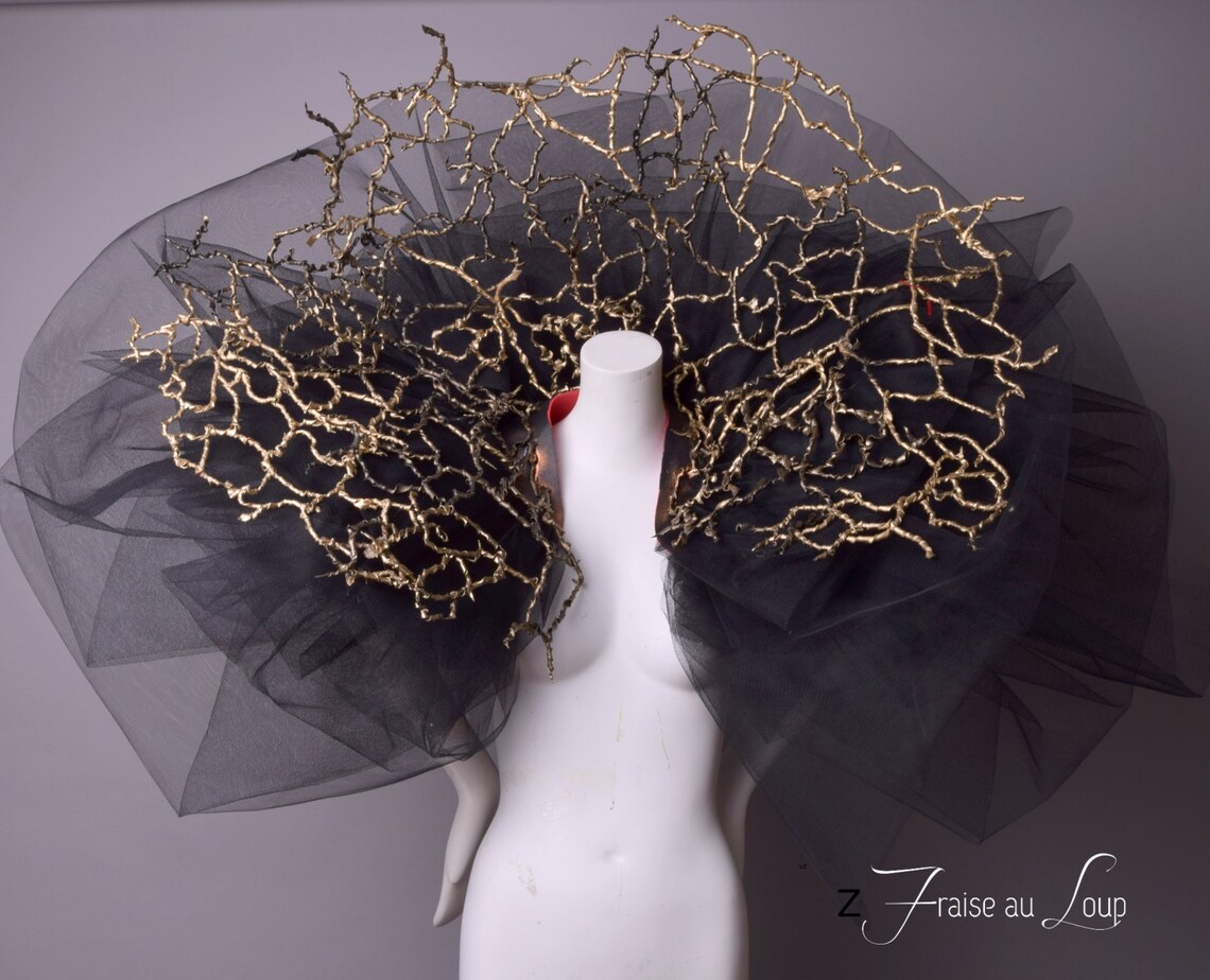 Avant Garde Ruff fraise Au Loup Couture | Etsy Sweden