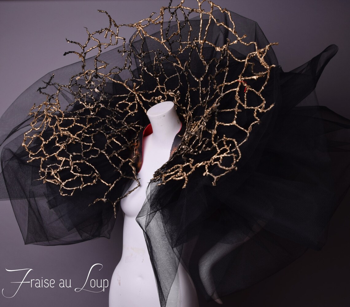 Avant Garde Ruff fraise Au Loup Couture | Etsy Sweden