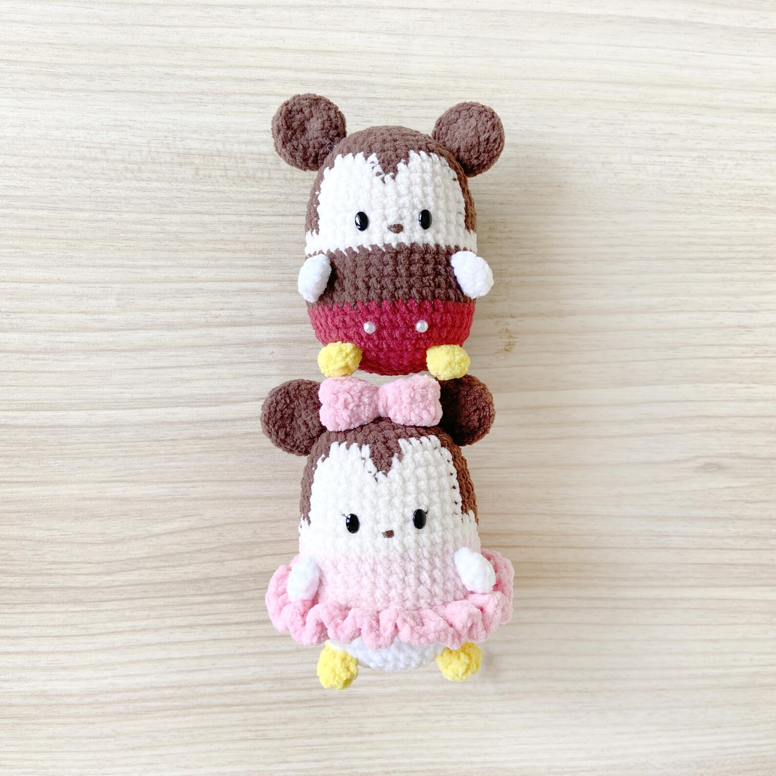 BUNDLE PATTERN: Mickey and Minnie Oval Amigurumi / Plushie / Bagcharm ...