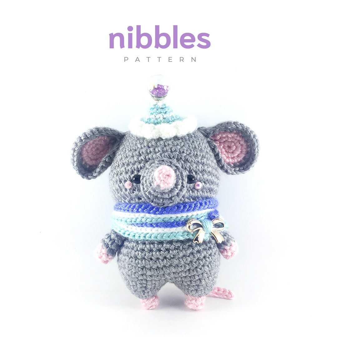 CROCHET PATTERN (PDF): Nibbles the Mouse Amigurumi / Plushie / Bagcharm ...