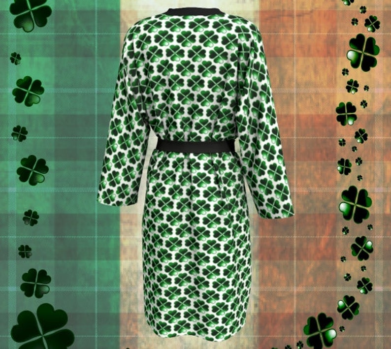 CLOVER KIMONO ROBE Green and White Four Leaf Clover Shamrock Kimono ...