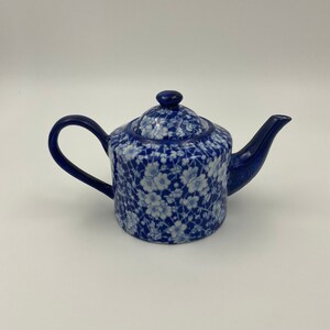 Victoria Ware Ironstone Blue & White Floral Chintz Teapot Stunning ...