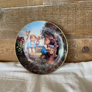 Apple Tree Boy and Girl M. J. Hummel Plate Collection Little Companions ...