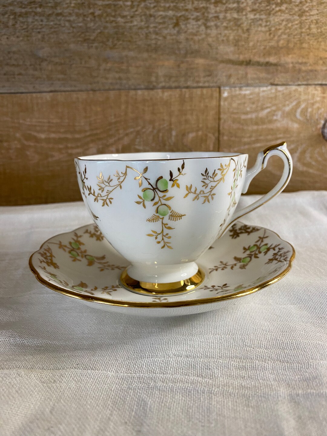 Queen Anne Fine Bone China Tea Cup and Saucer Set White Gold and Green ...