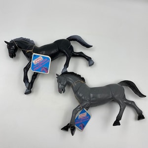 Imperial Toy Corporation Animal Kingdom Wild Stallion Plastic Horse Set of Two Black and Gray ...