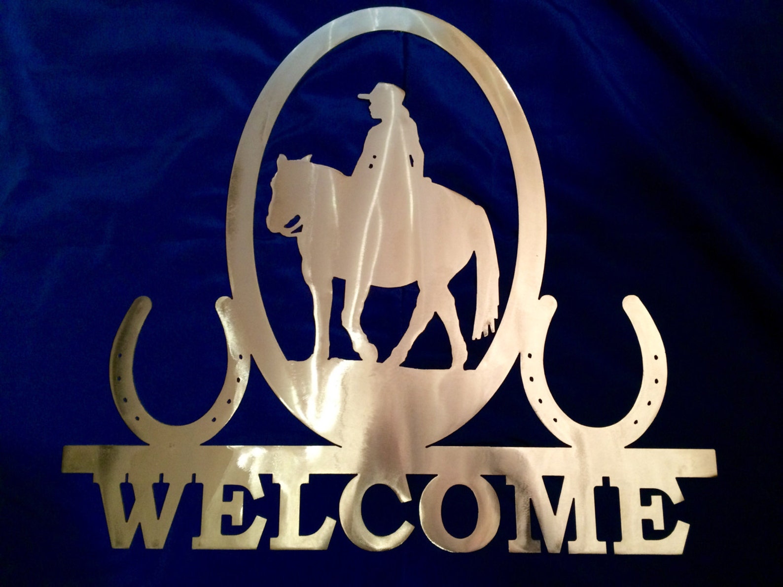 Metal Rider & Horse Shoe Welcome Sign - Etsy